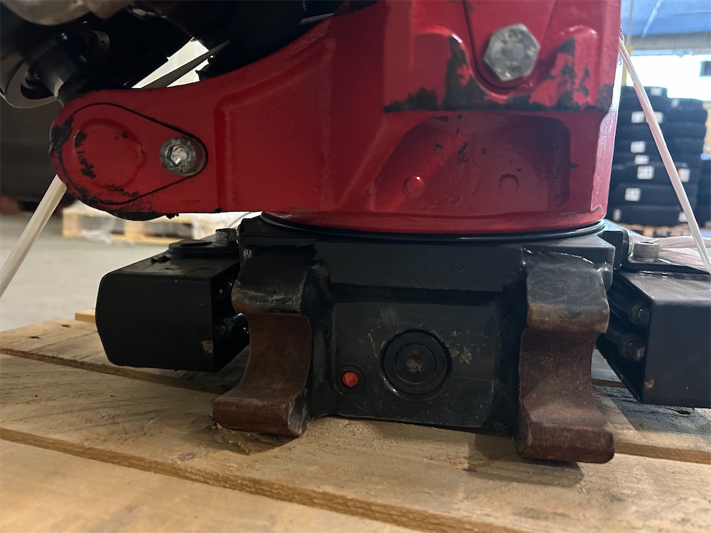 Rototilt - Rototilt R2 | Blinto auktioner