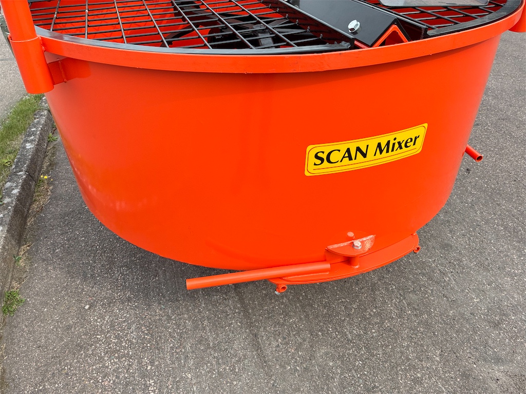 Betongblandare - Scan Mixer 1600 | Blinto auktioner