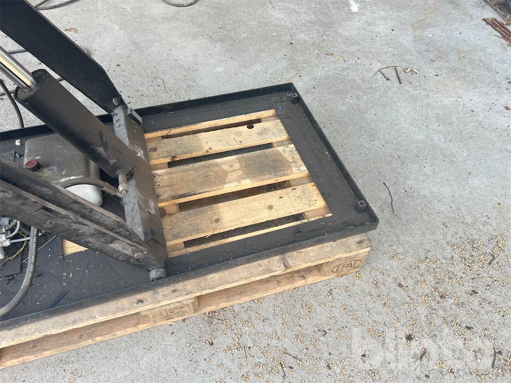 Lyftbord - Sax Lift IL1000 | Blinto auktioner