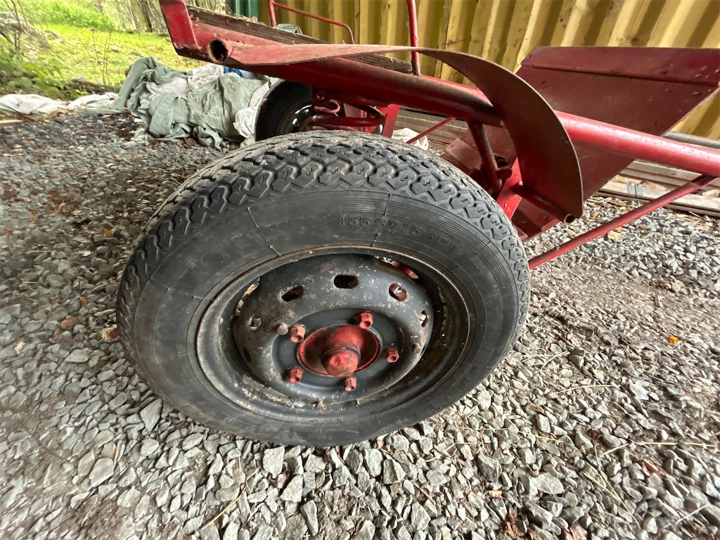 Sulky - Rockard | Blinto auktioner