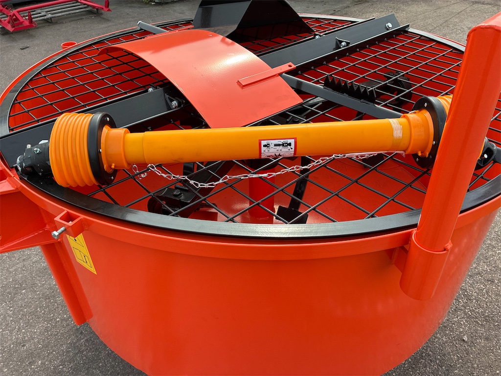 Betongblandare - Scan Mixer 1600 | Blinto auktioner