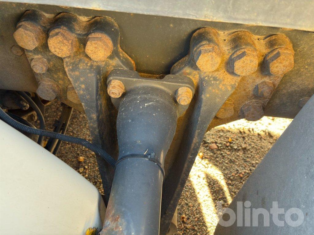 Lastbilsekipage - SCANIA / Hakarps | Blinto auktioner