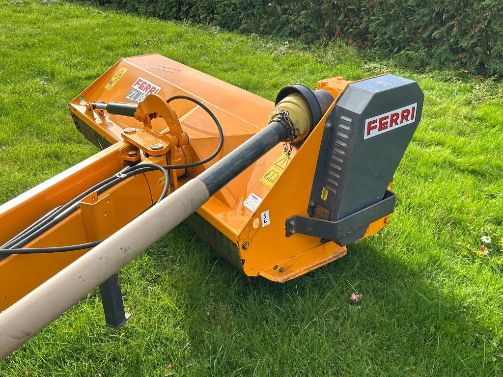 Släntklippare - Ferri ZL180 | Blinto auktioner