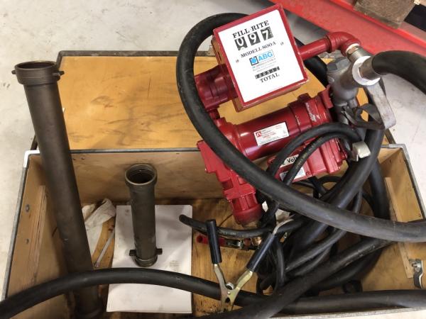 Dieselpump 12V - Fill Rite 1200, dieselpump 12V | Blinto auktioner