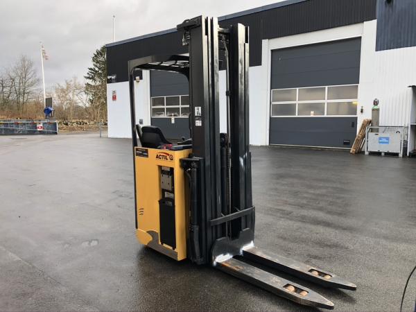 Sittstaplare - Abeko / Actil SW 1600 QTFYIS | Blinto auktioner