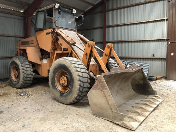 Hjullastare - Case W24 (defekt) | Blinto auktioner