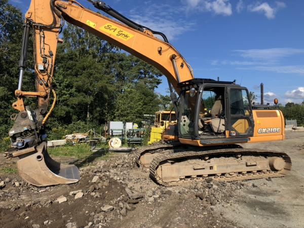 Bandgrävare Case - Case CX 210C | Blinto auktioner