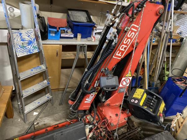 Kran - Fassi Micro 15 | Blinto auktioner