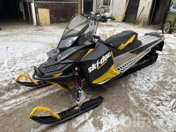 Snöskoter - Ski-doo summit 600 e-tec 146 | Blinto auktioner