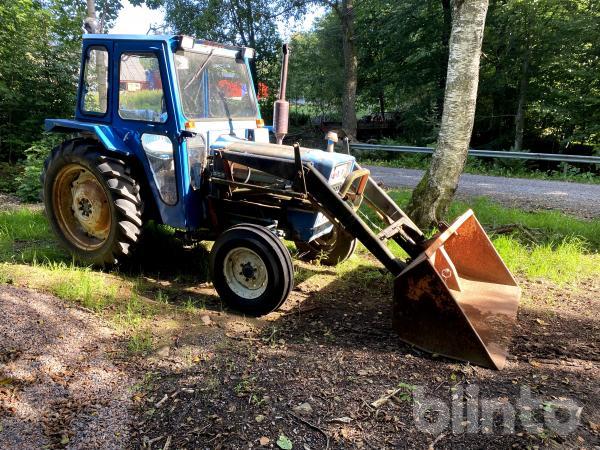 Traktor - Ford 3000 Lantbrukstraktor | Blinto auktioner