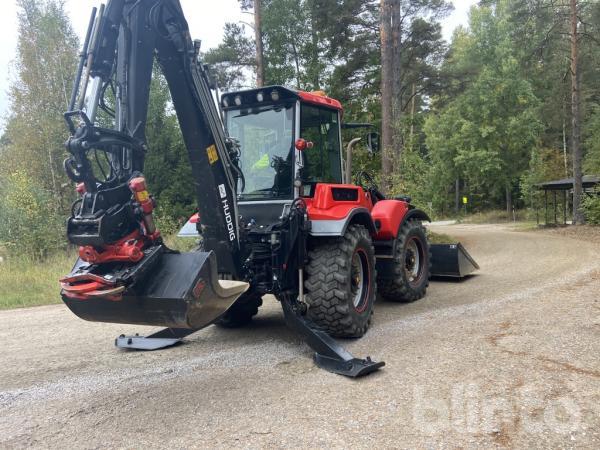 Traktorgrävare - Traktorgrävare HUDDIG 1060 C | Blinto auktioner
