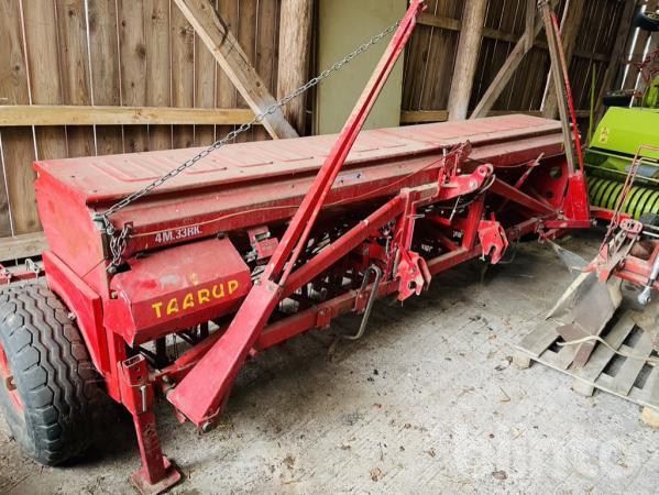 Såmaskin - Taarup 4M.33RK | Blinto auktioner
