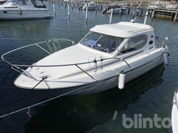 Motorbåt - Bella 630C | Blinto auktioner