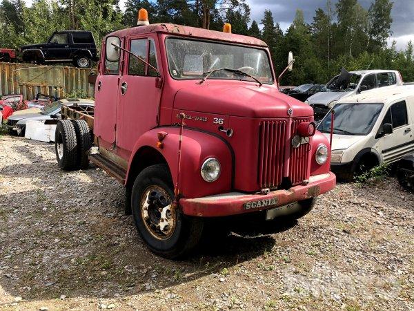Lastbil - Scania Vabis L36 42 112 | Blinto auktioner