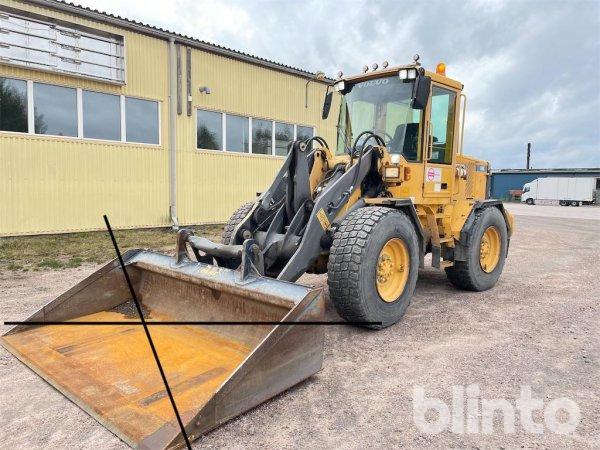 Lastmaskin - Volvo L50D | Blinto auktioner