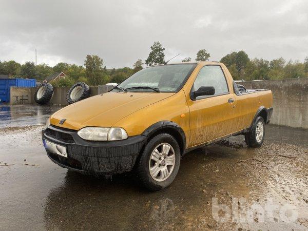 Pickup - Fiat Strada 1,2 IE | Blinto auktioner