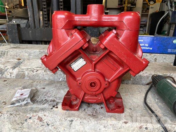 Pump - Hardi 1203 | Blinto auktioner