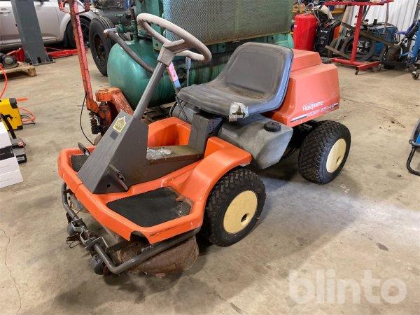 Åkklippare - Husqvarna rider 850-12 | Blinto auktioner