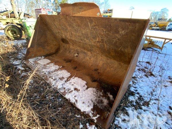 Skopa - Volvo 3 kbm | Blinto auktioner