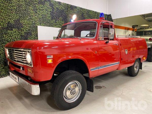 BRANDBIL - INTERNATIONAL 200 4x4 1975 | Blinto auktioner