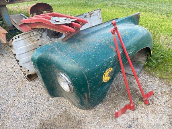 Diverse bildelar - Volvo Brage / Starke med flera | Blinto auktioner