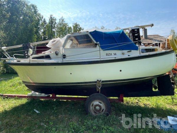 Motorseglare - Winga 25 Ms | Blinto auktioner