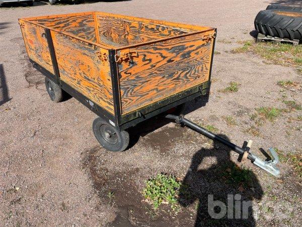 Vagn - Drag | Blinto auktioner