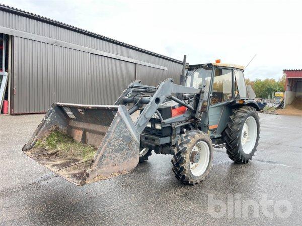 Traktor - VALMET 205-4 | Blinto auktioner