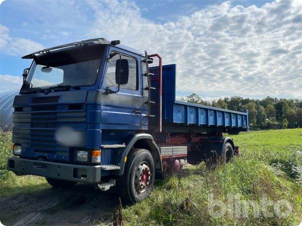 Lastväxlare - SCANIA R112 HL 4X2 | Blinto auktioner