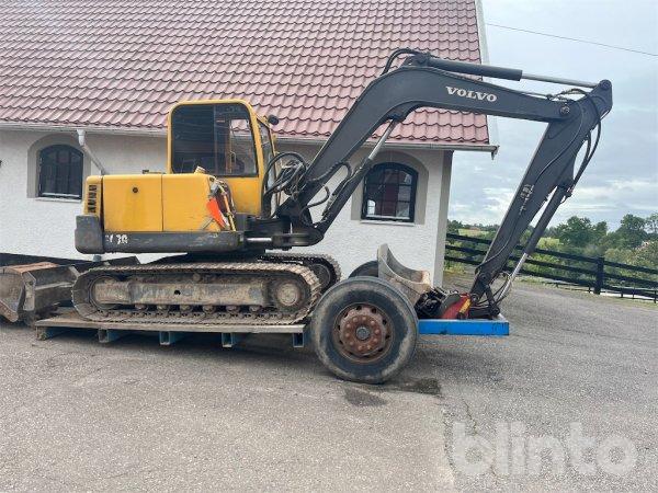 Minigrävare - Bandgrävare Volvo EC 70. med flertal redskap | Blinto ...