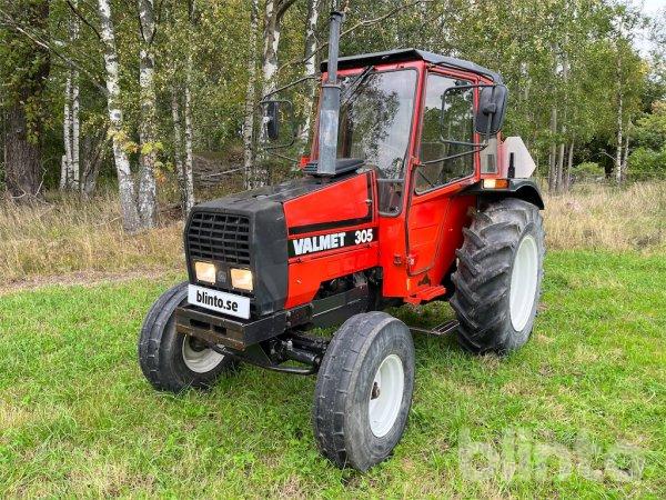Traktor - VALMET 305 | Blinto auktioner