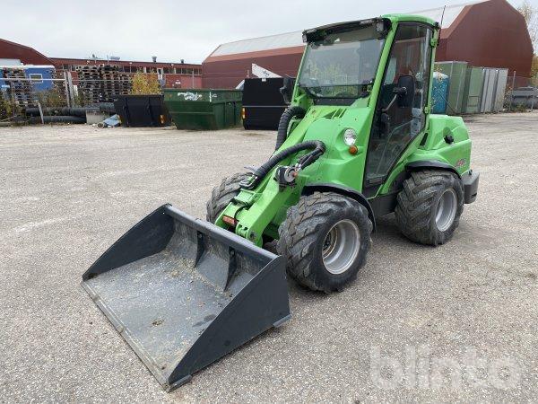 Redskapsbärare - Avant M760 | Blinto auktioner