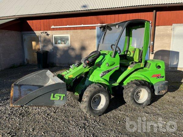 Kompaktlastare - Avant 528 | Blinto auktioner