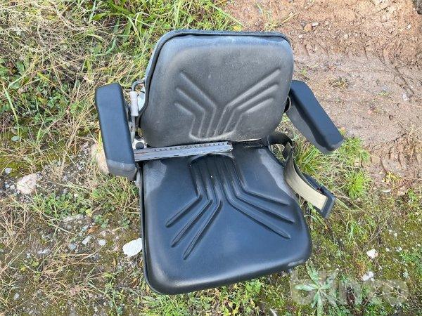 Stol - Grammer GS12 | Blinto auktioner