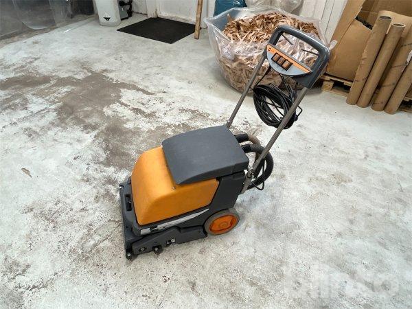 Skurmaskin - TASKI combimat 300 | Blinto auktioner