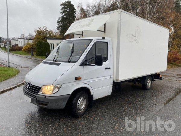 Lätt lastbil - Mercedes Sprinter | Blinto auktioner