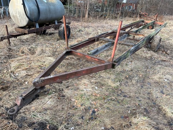 Vagn - Vagn | Blinto auktioner