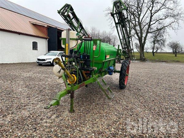 Spruta - Moteska M 2000 | Blinto auktioner