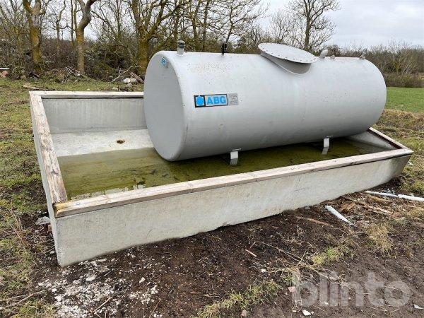 Oljetank - ABG Cistern 3000 liter | Blinto auktioner