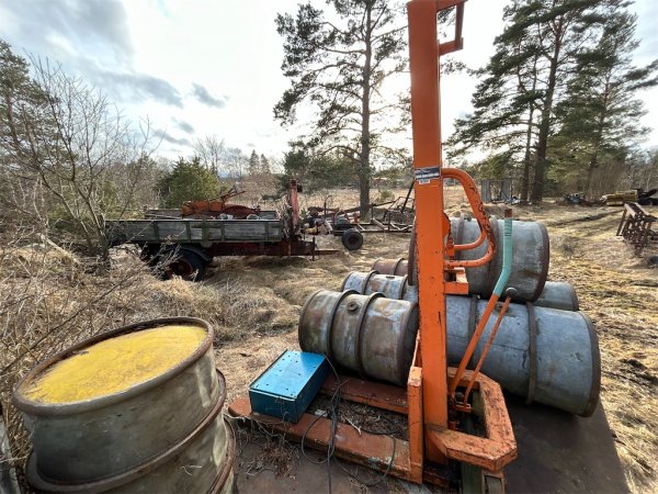 Pallyft - Trans lyft | Blinto auktioner