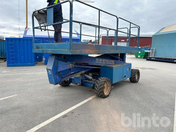 Plattformslift - UpRight SL30SL | Blinto auktioner