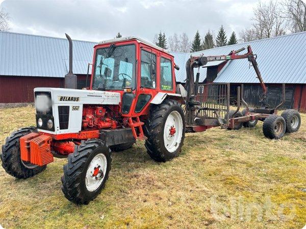 Traktor med vagn - BELARUS MTZ 562 | Blinto auktioner