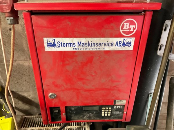 Truckladdare - BTM 24/80 | Blinto auktioner