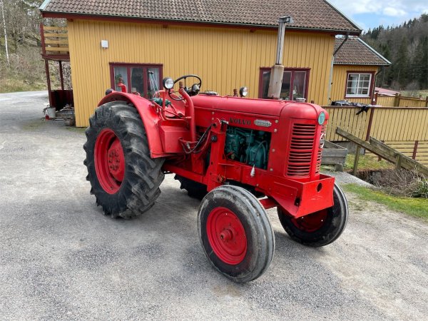 Traktor - VOLVO T 35/36 | Blinto auktioner
