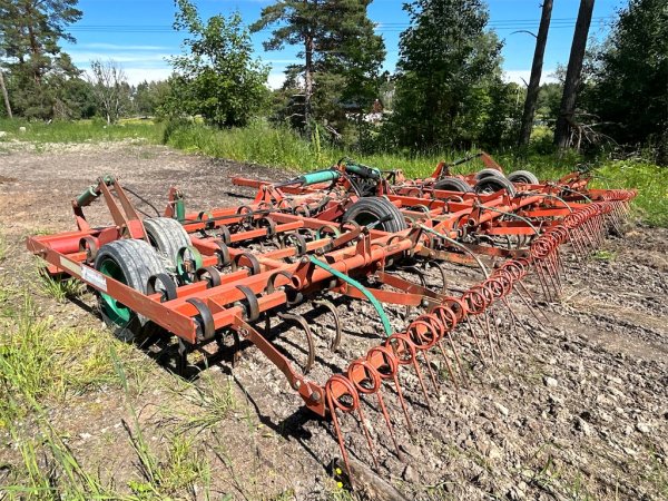 Harv - Kverneland TTA | Blinto auktioner