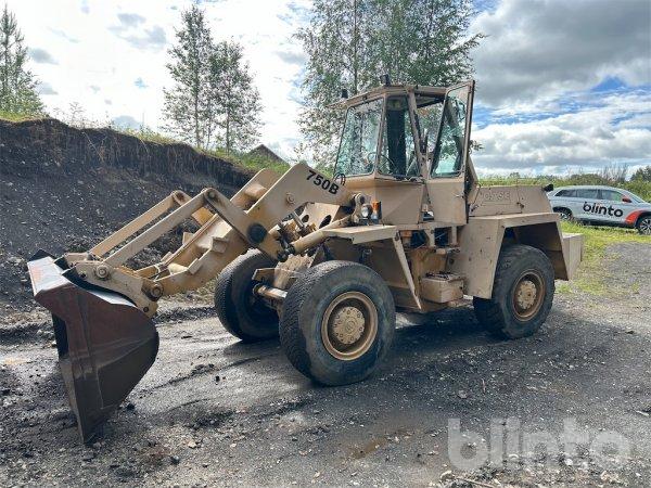 Hjullastare - Case 750B | Blinto auktioner