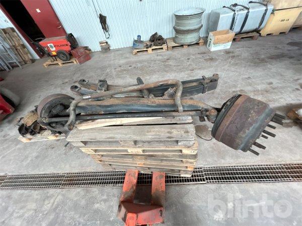 Framaxel - Parabel Scania 4-serie 2005 | Blinto auktioner