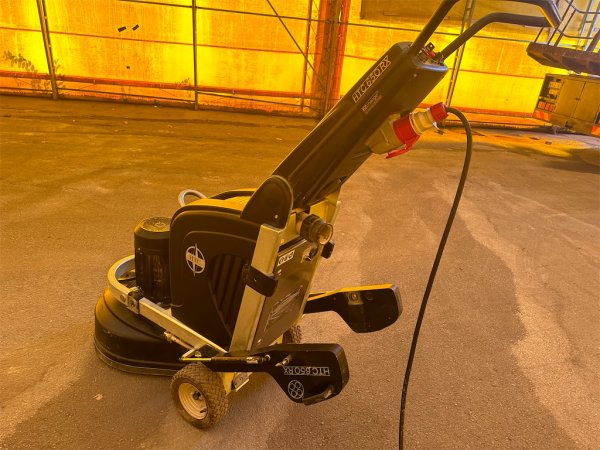 HTC SLIP - 650 RX | Blinto auktioner