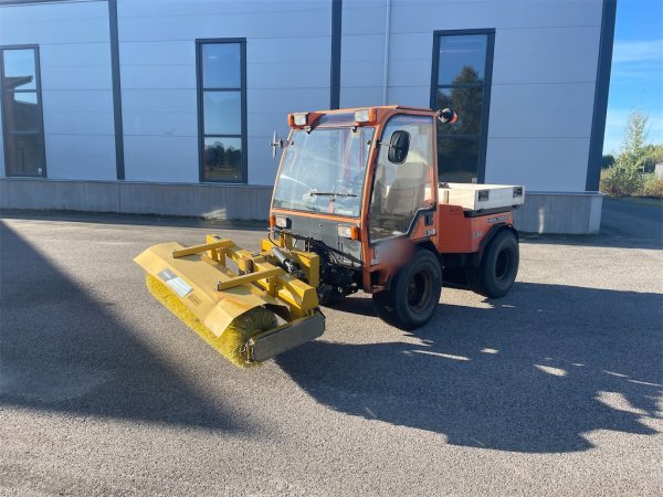 Redskapsbärare - HOLDER C340 | Blinto auktioner