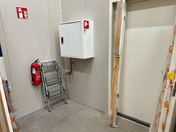 2st karmset - Kompletta | Blinto auktioner